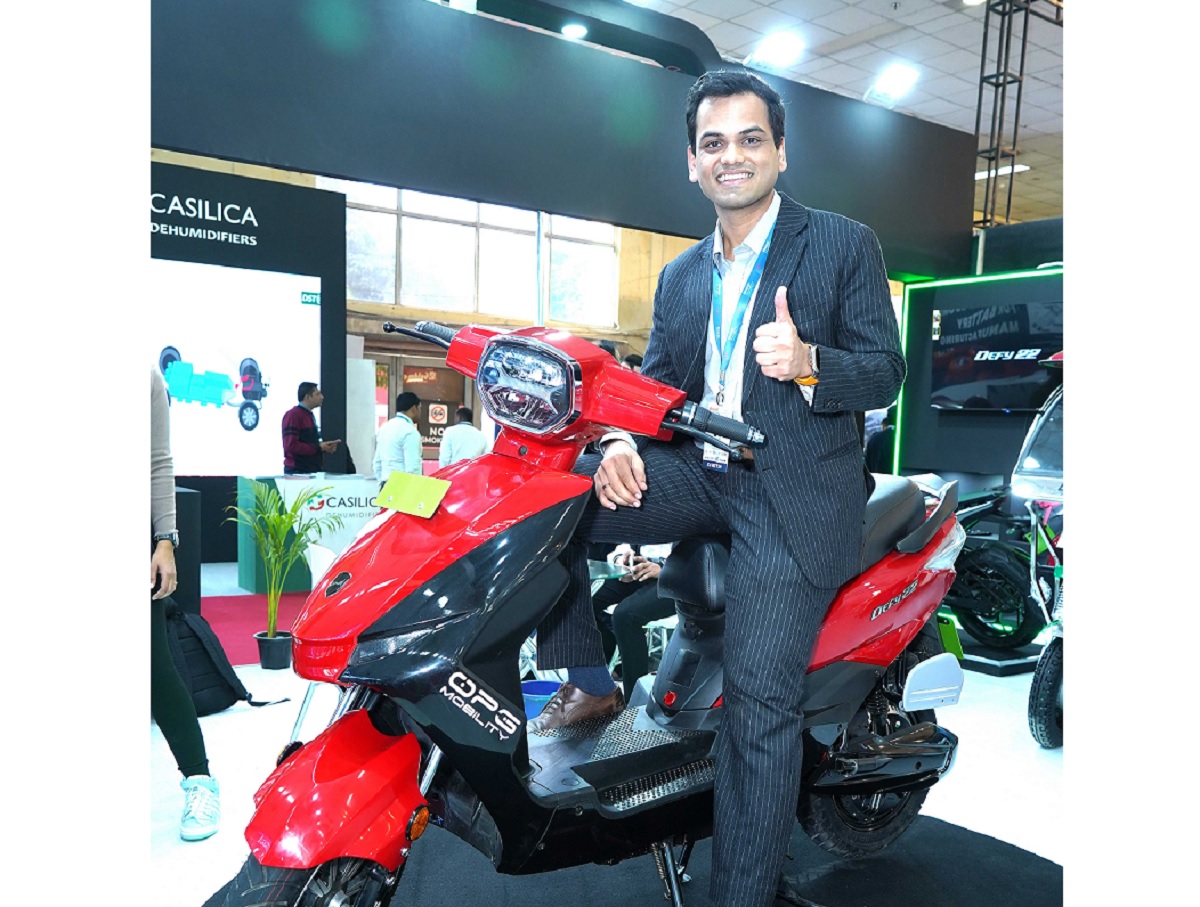 OPG Mobility launches Ferrato ‘DEFY 22’ electric scooter at Bharat ...