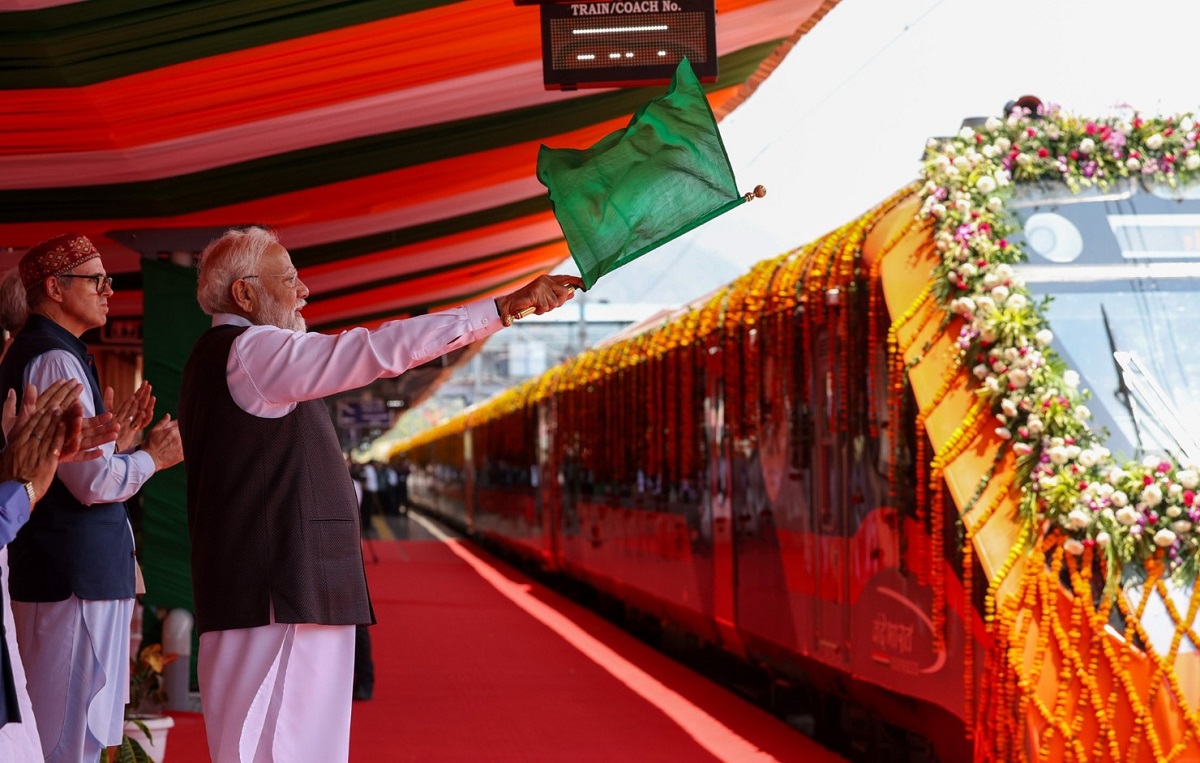 Vande Bharat Sleeper Debuts: PM Modi Launches Faster Overnight Rail ...